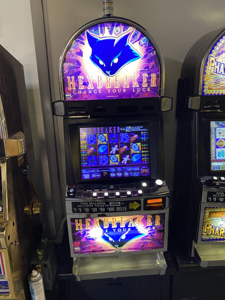 IGT Power Distribution Box. Works with IGT S2000, Game King and some ...