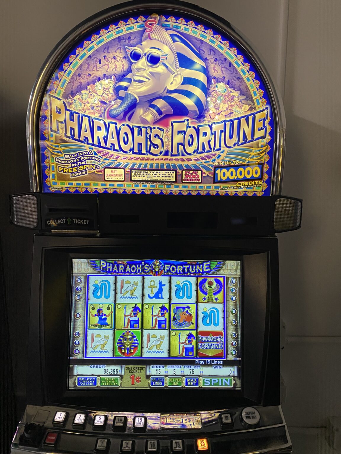 IGT Power Distribution Box. Works with IGT S2000, Game King and some ...